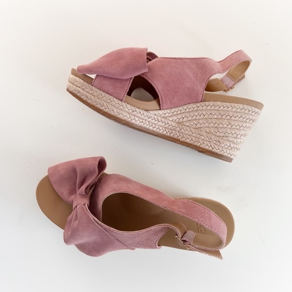 UGG | Shoes | Ugg Espadrilles Suede Open Toe Big Bow Detail Mauve Wedge ...